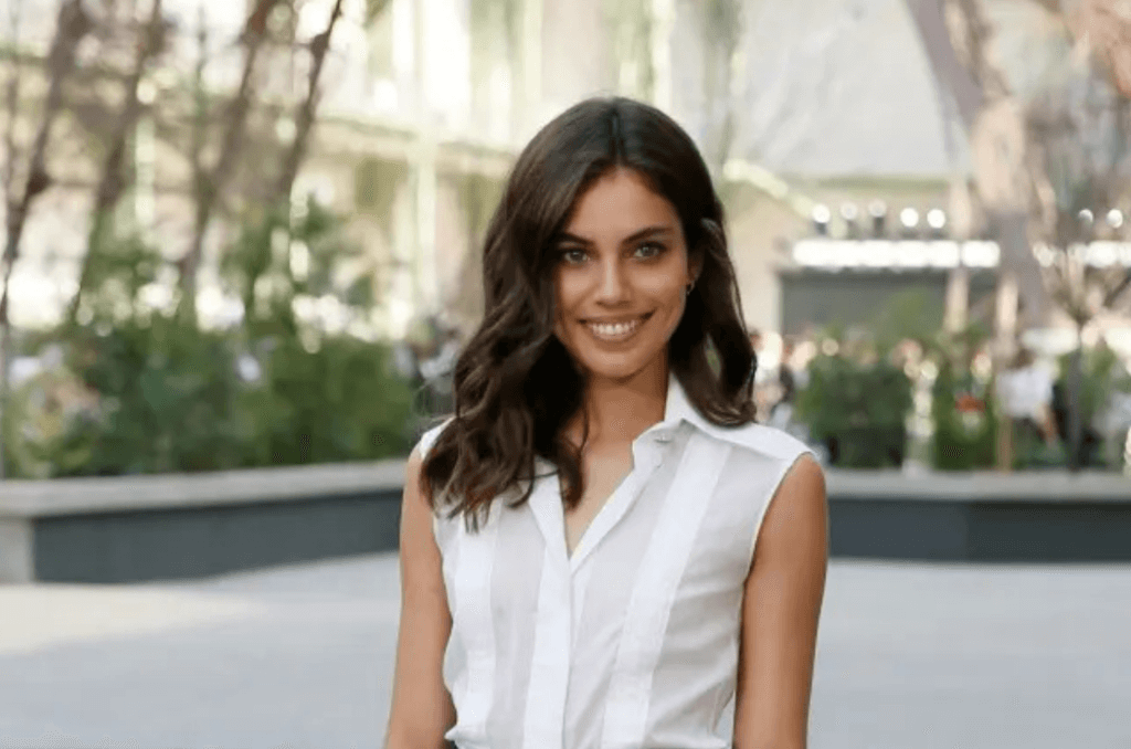 Model, Who’s The Face Of Chanel, Starts Observing Shabbat - Jew in the City